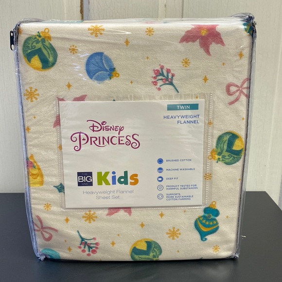 Disney | Bedding | Disney Princess Twin Flannel Sheet Set | Poshmark